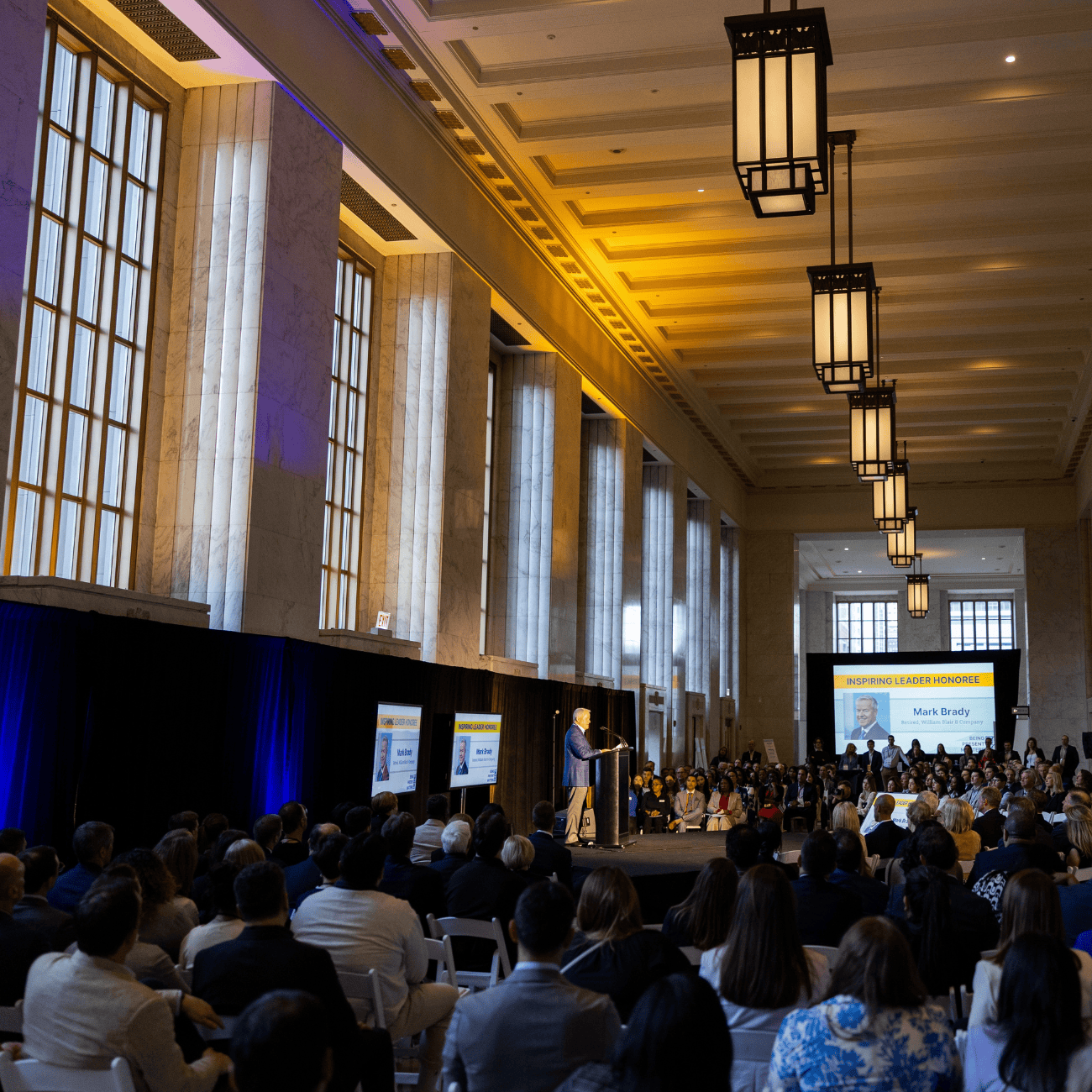 Chicago Shows Up for Students at CIS of Chicago's Annual Fundraising ...